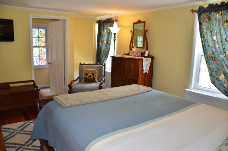 Stay With Us - Cornwall Inn